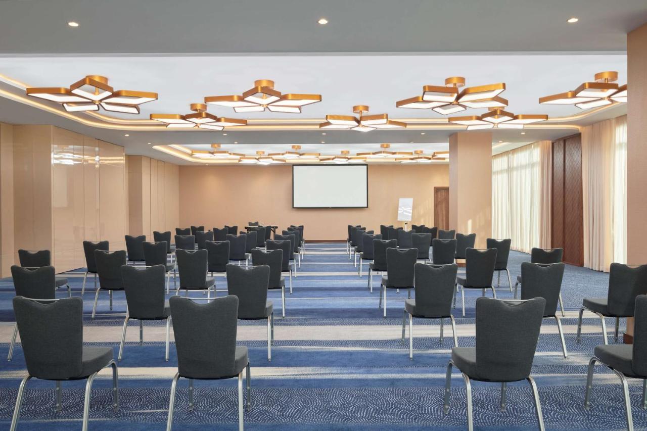 Radisson Blu Hotel Riyadh Convention And Exhibition Center Riad Arabia Saudí — Reserva Hotel